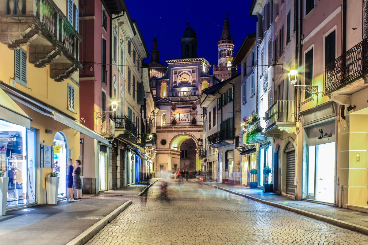 Crema by night – "Somewhere in northern Italy"